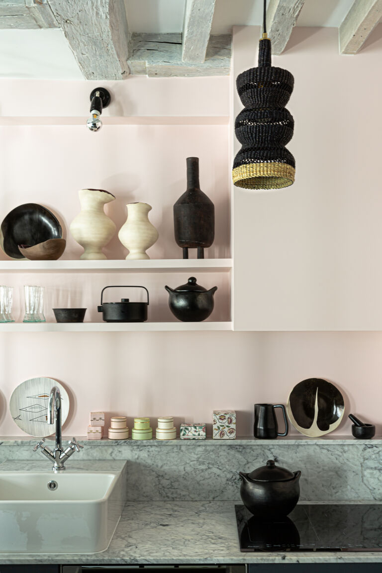Steal This Look: A Pocket Kitchen in Paris with a Fresh Pastel Palette ...