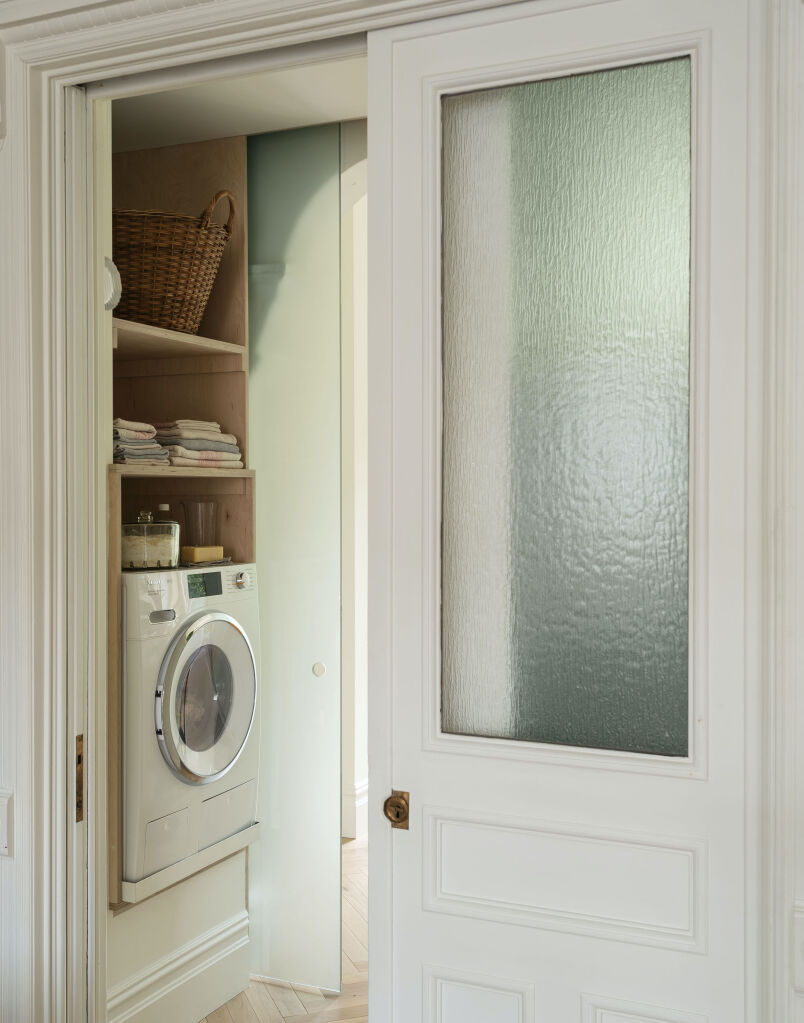 Small-Space Solutions by CO-Adaptive Architecture: Laundry Closet, Tiny ...