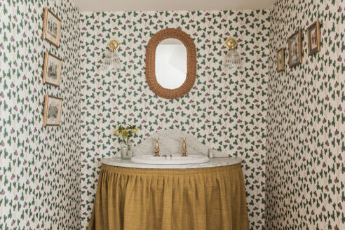 Archive Dive: 7 Wrap-Around Sink Skirts in the Bath - Remodelista
