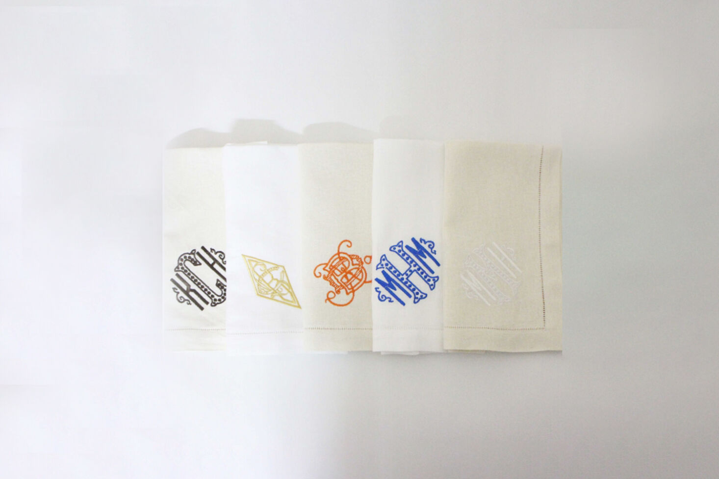 Modern Monogram Embroidered and Printed Monogramming: 10 Easy Pieces