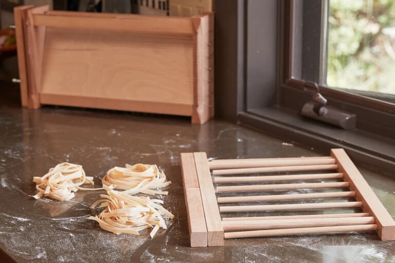 Old-School Pasta-Making Tools, for Cooking Like an Italian Grandma ...