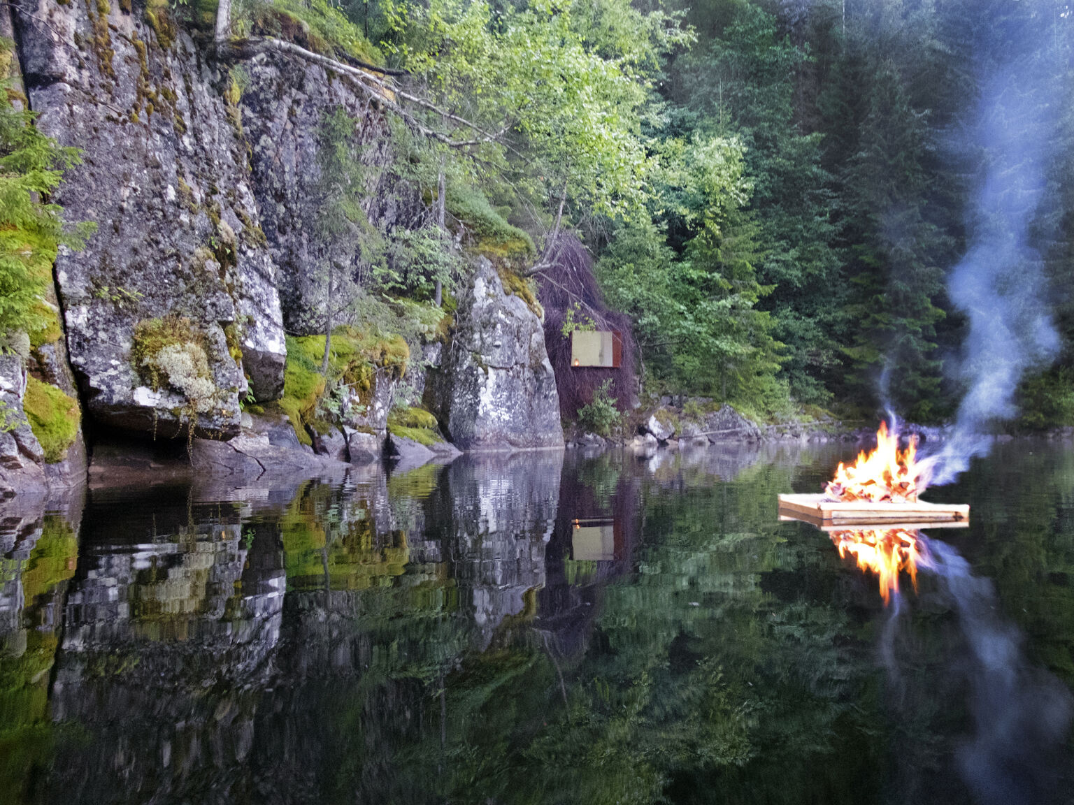 The Hideout: An Architect-Designed Off-Grid Lakeside Hut in Southern Norway