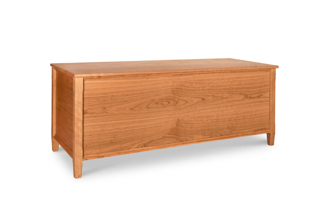 10 Best Wooden Blanket Chests for Storage: 10 Easy Pieces