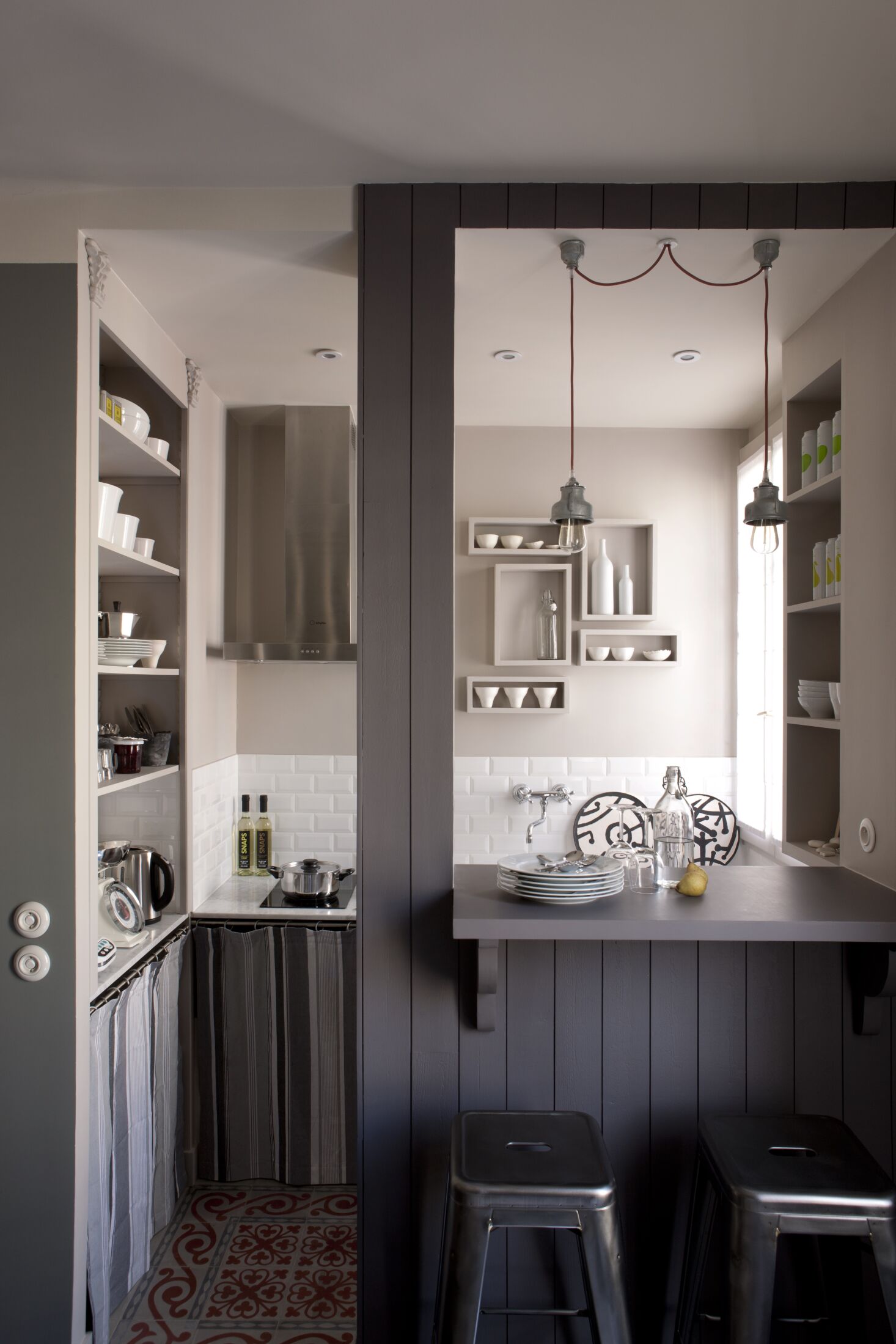 10 Tiny Paris Kitchens by Interior Designer Marianne Evennou