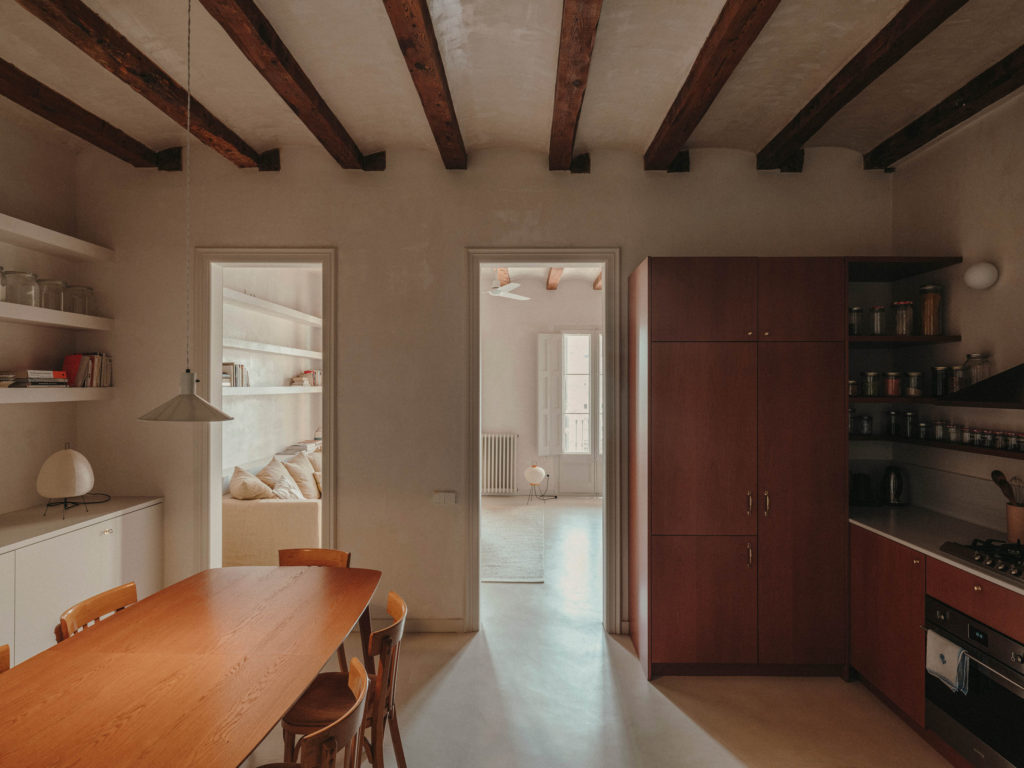 Eixample Apartment Renovation by Conti, Cert in Barcelona