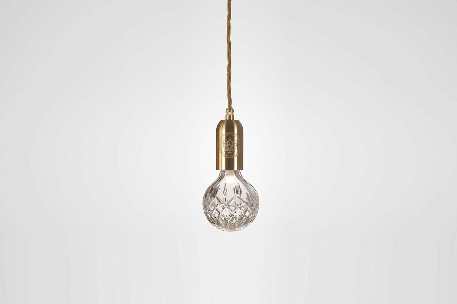 characterful-vintage-inspired-ensuite-bathroom-hotel-spain-quintana ...