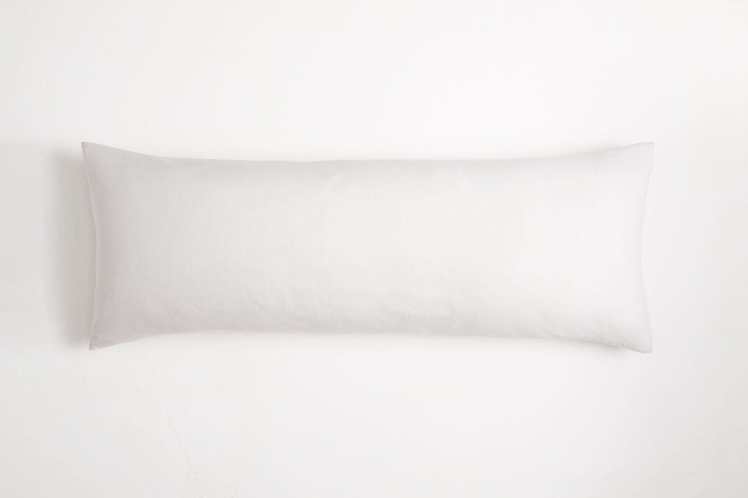 Best Linen Body Pillows: 10 Easy Pieces