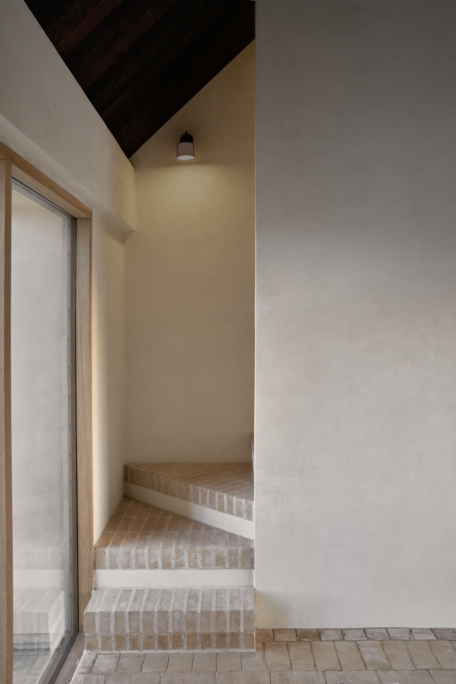 9 Project Featuring Vertically Stacked Bricks and Brick-Like Tiles