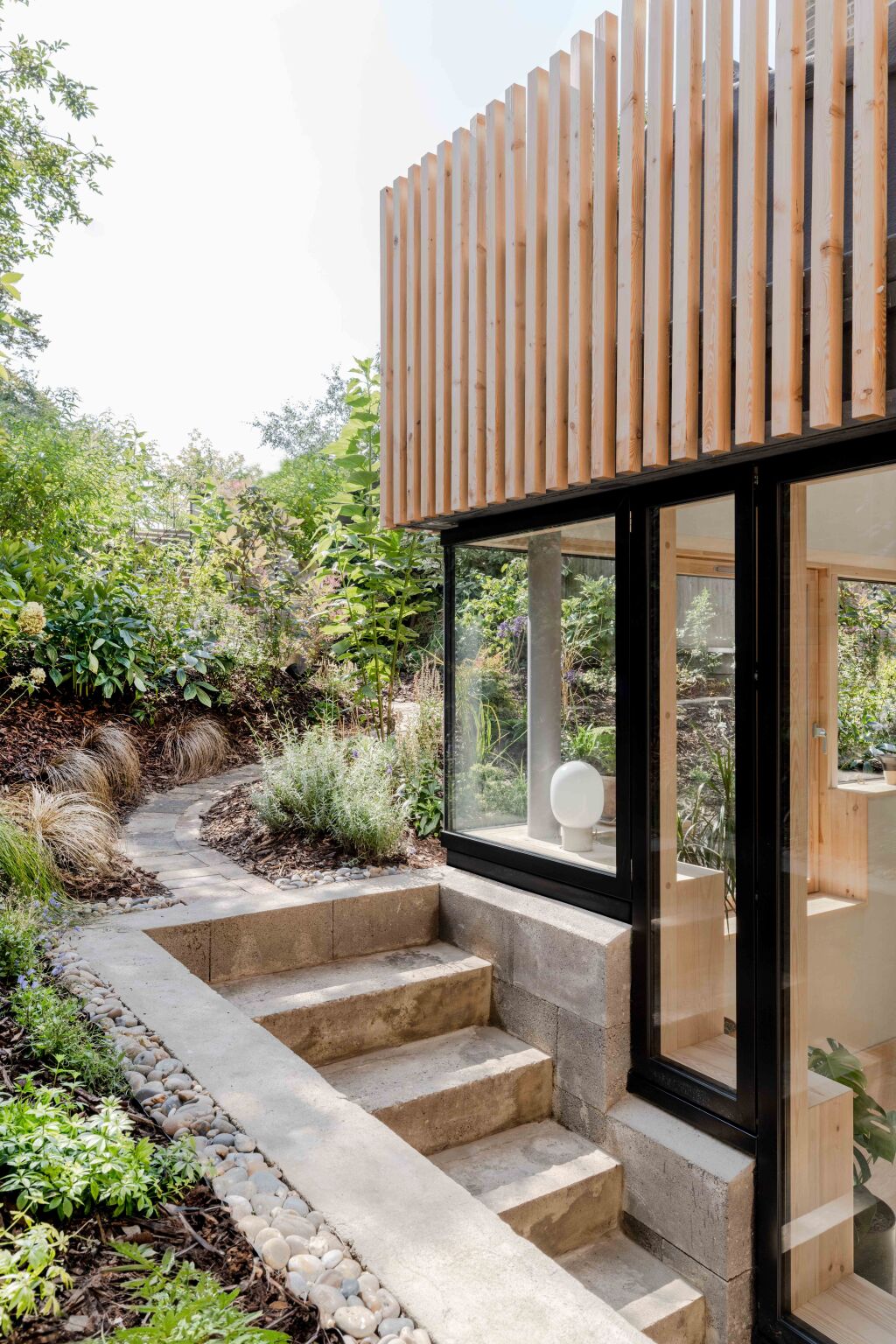 Forward-Thinking Architecture: A Flood-Proof Basement Flat in North ...