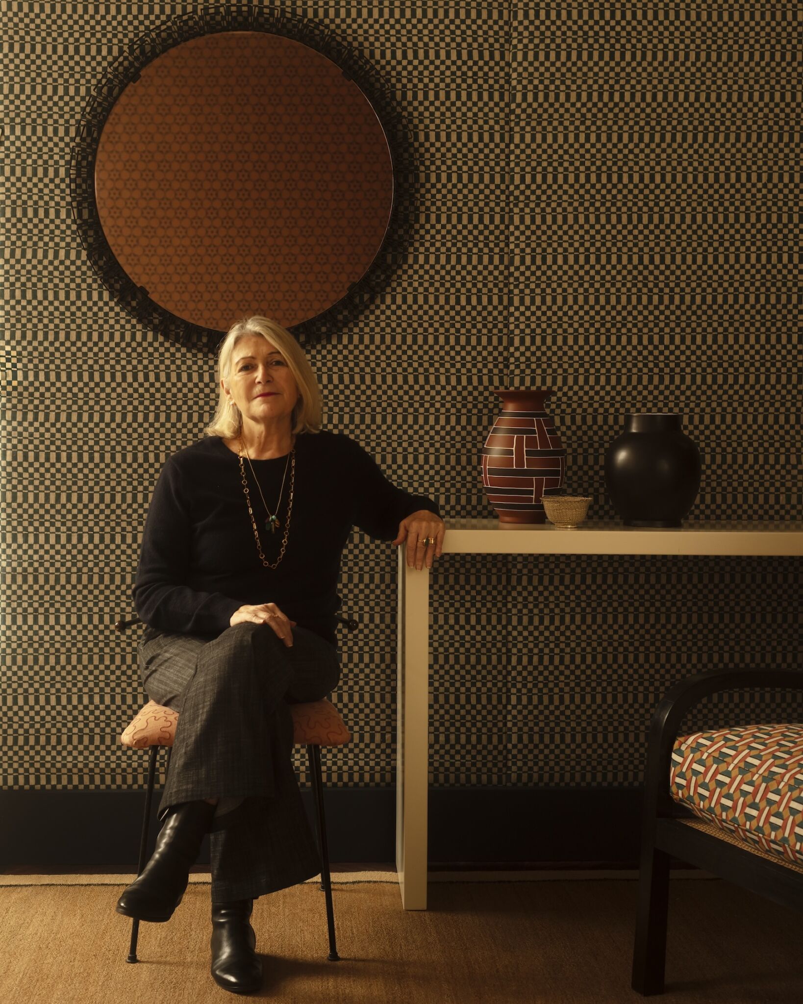 Living with a Mix of Patterns: Textiles, Wallpaper, and Rugs from ...