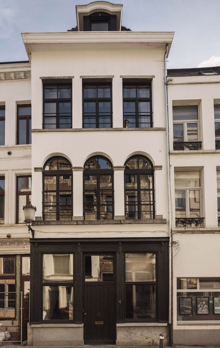 Next-Level Flip House: Maison Osain's High-Style Reinvention of a ...