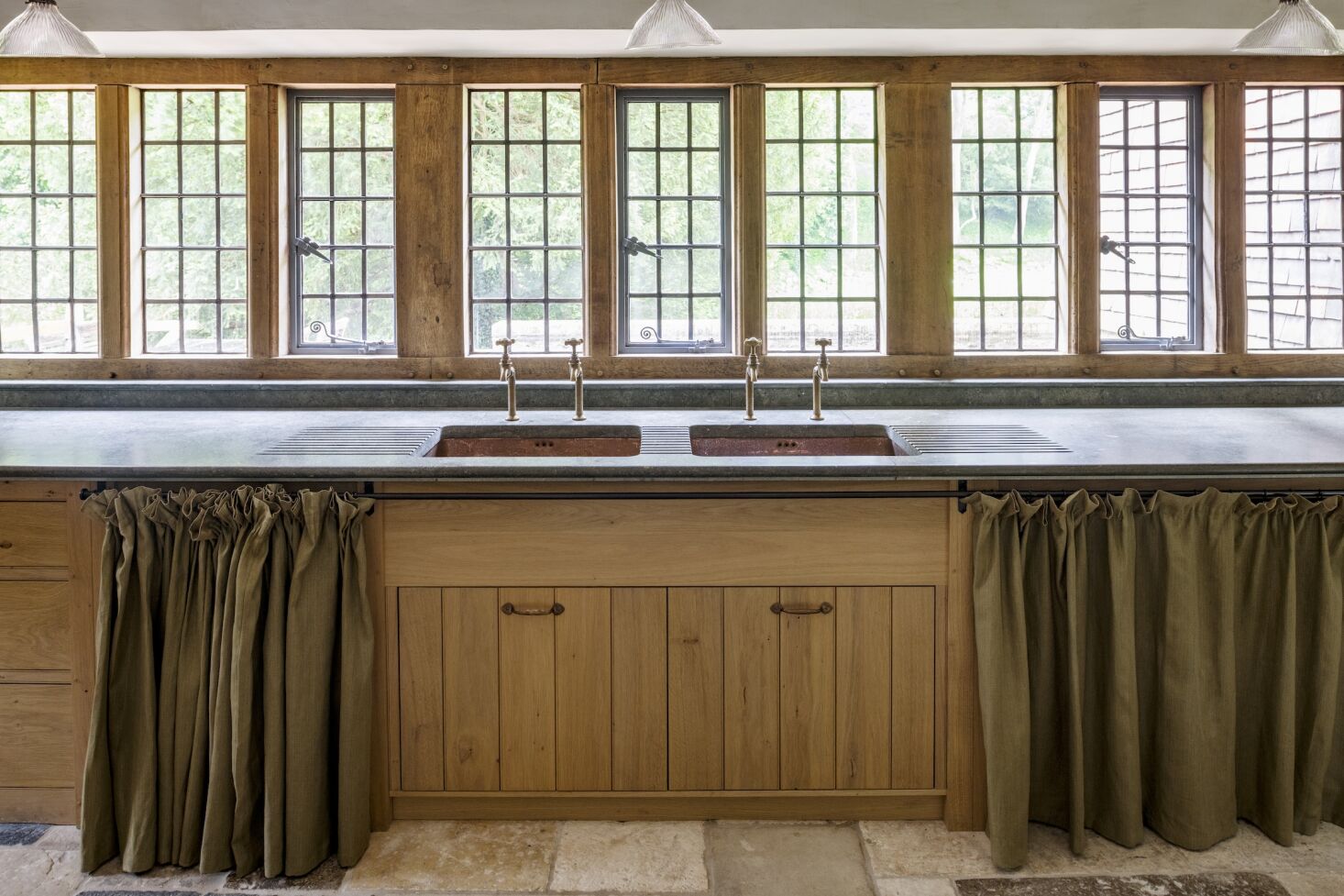 Inglis Hall Creates a New Century-Old-Looking Kitchen for a Grand ...