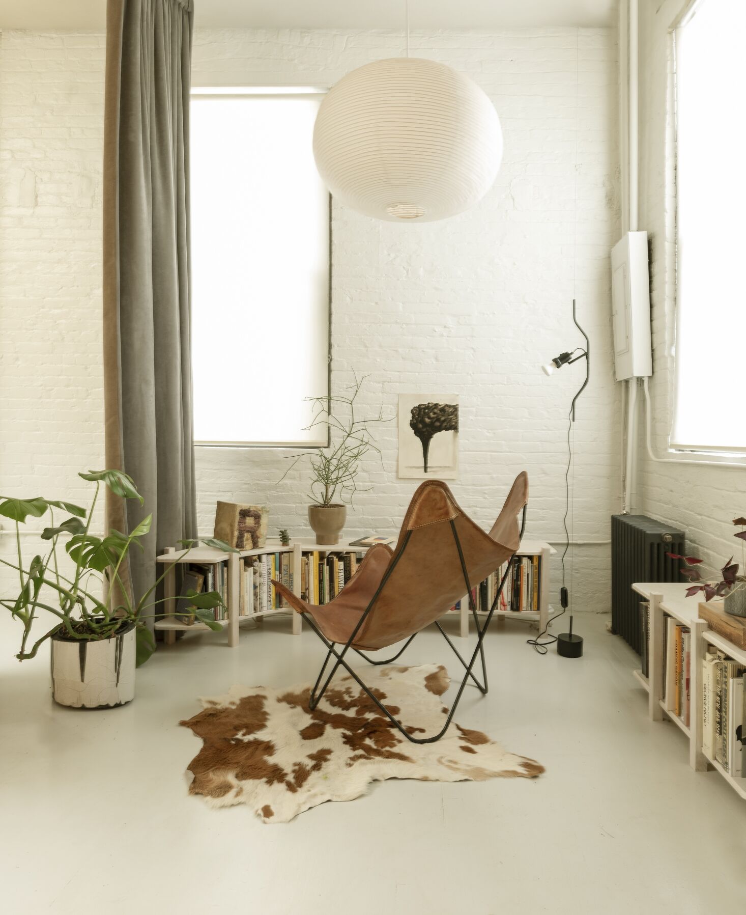 Brick Warehouse Transformed into Live-Work Quarters and Art Gallery in ...