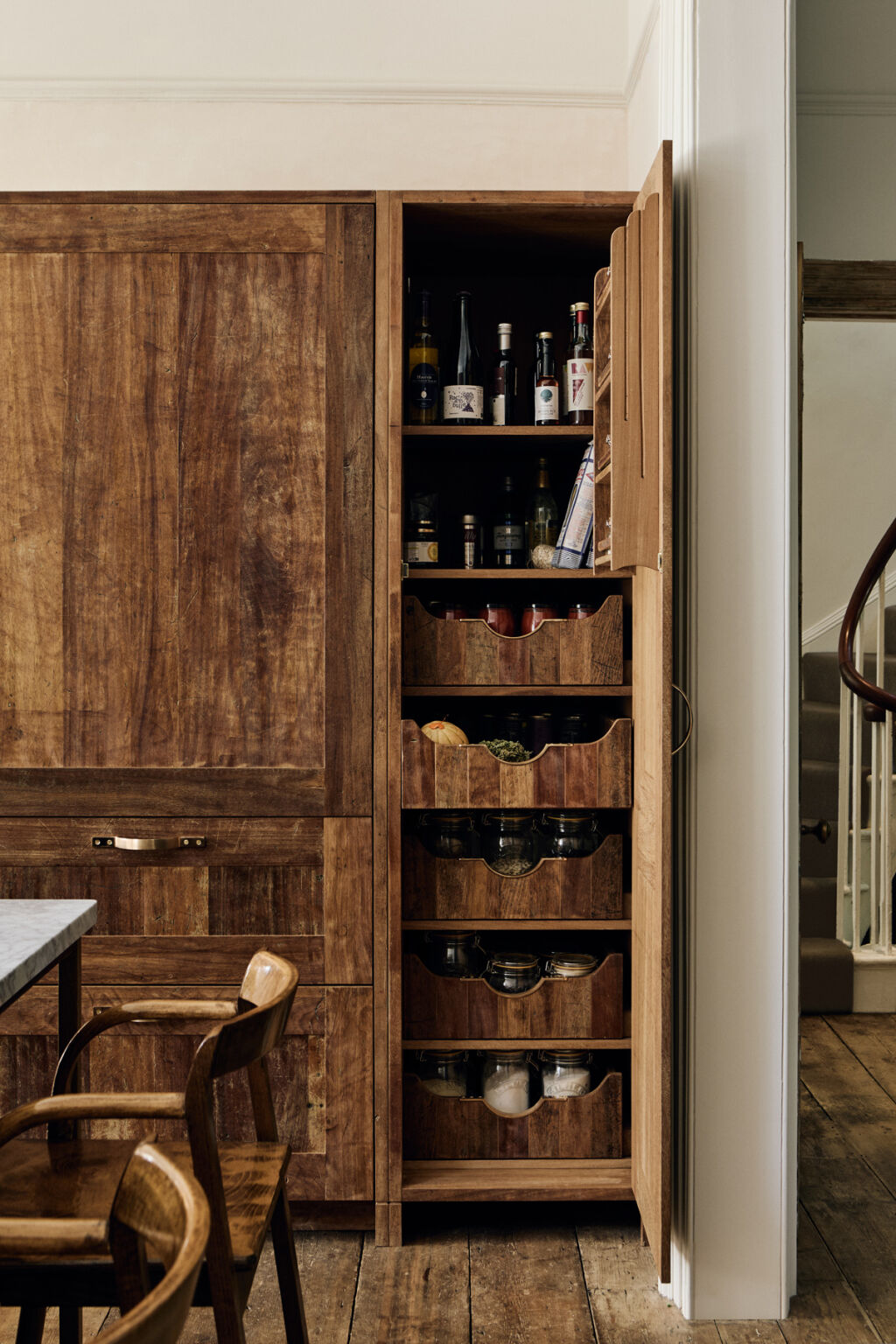 A New London Kitchen Tailor-made for Its Georgian Townhouse Setting