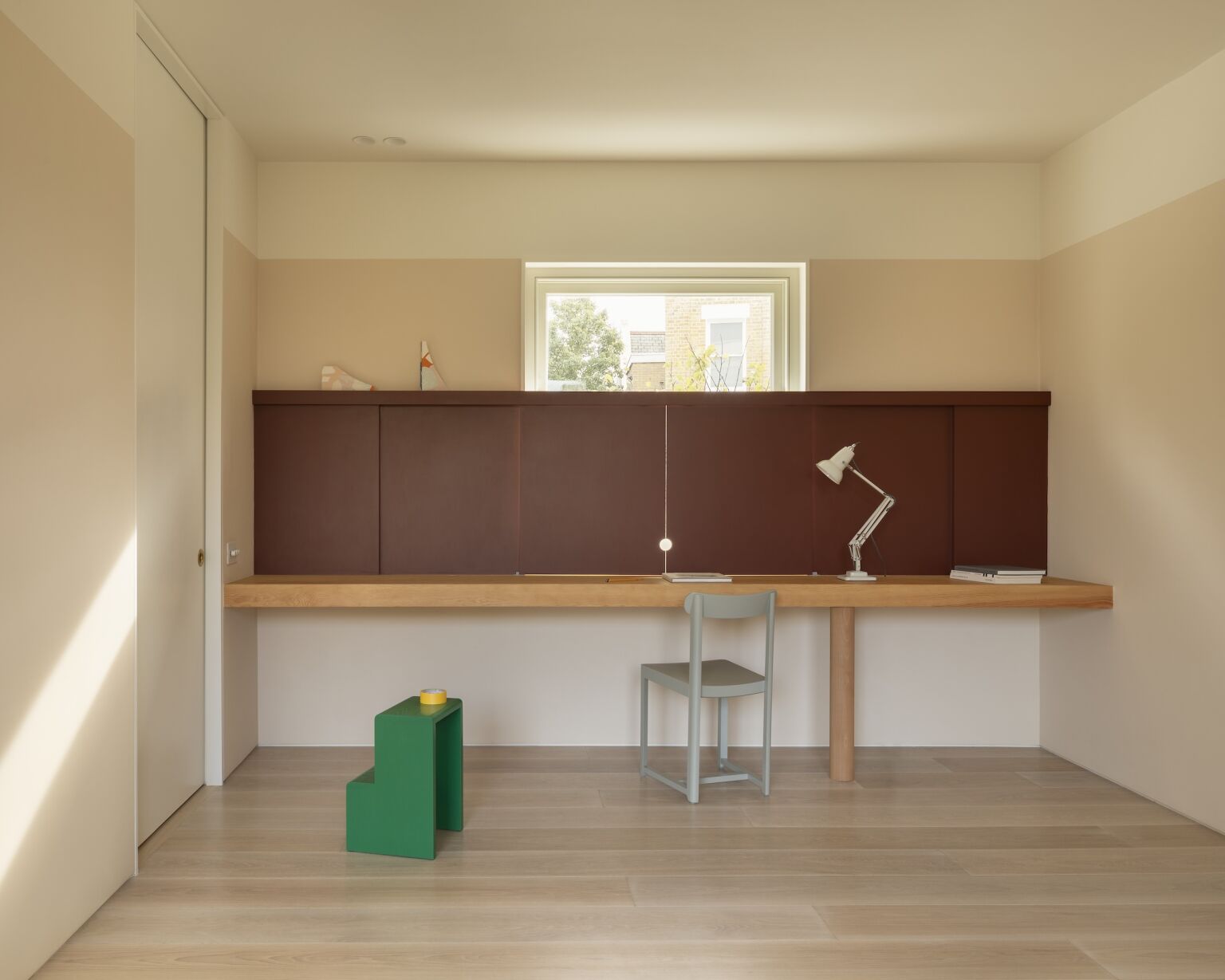 Inside a Colorful-Yet-Restrained Family Home That Doubles As an Art Gallery