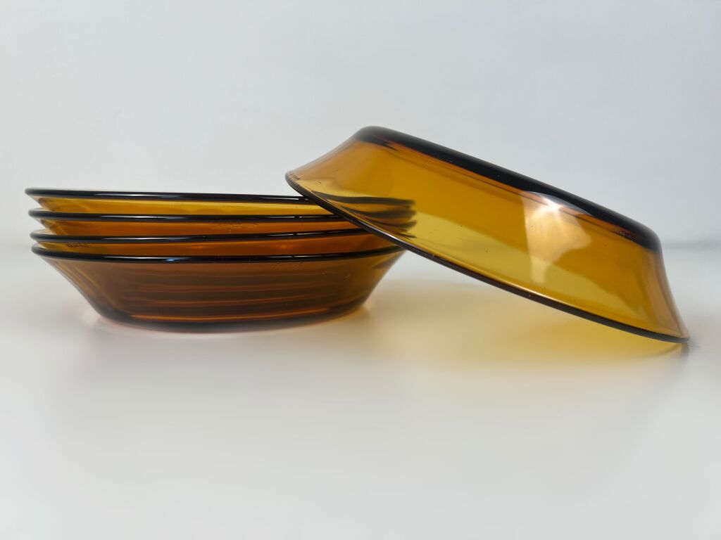 12 Favorites Amber Glass Tableware, Lighting, and More