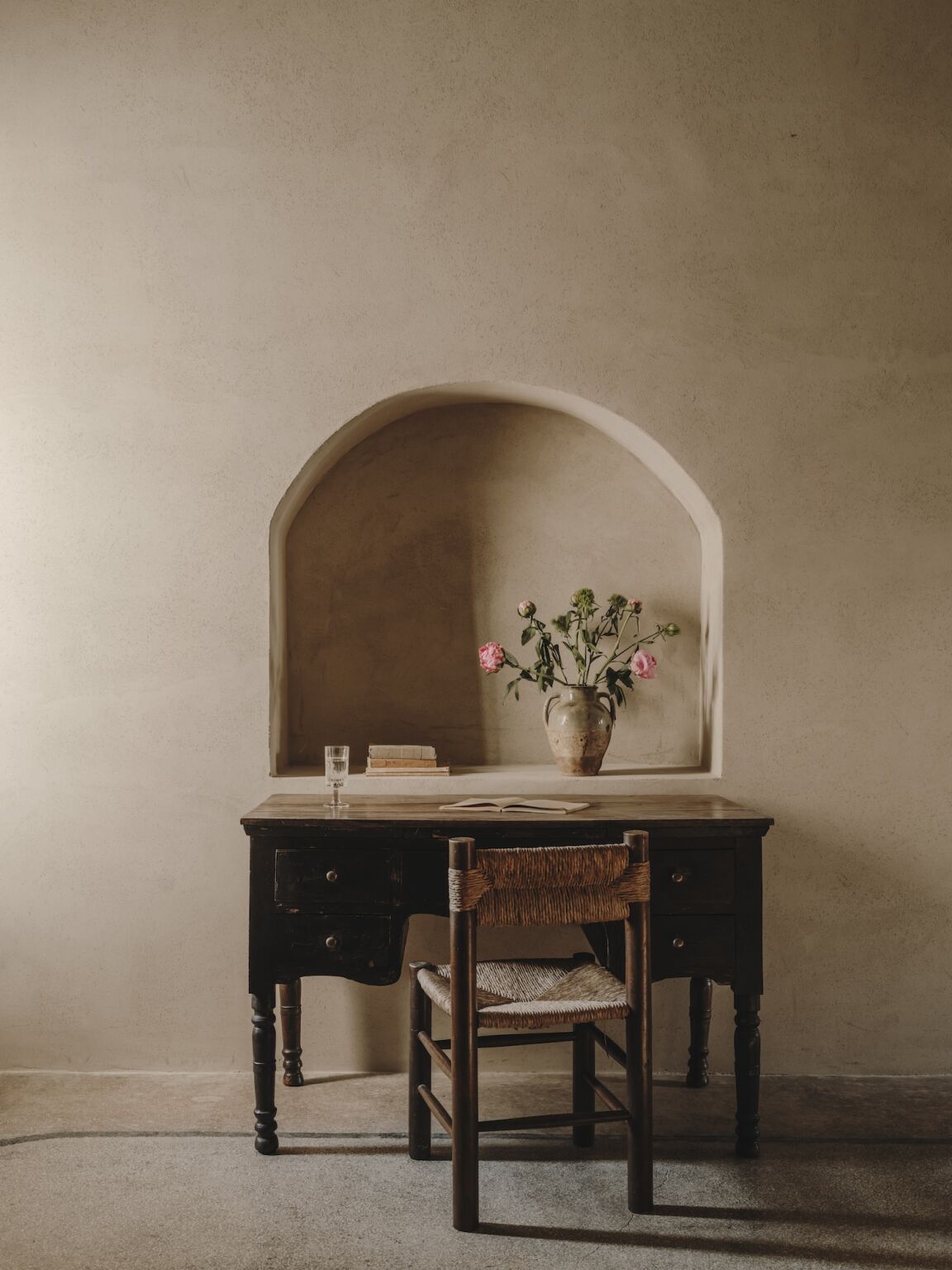 Moody and Mysterious: Casa Soleto in Puglia by Studio Andrew Trotter ...