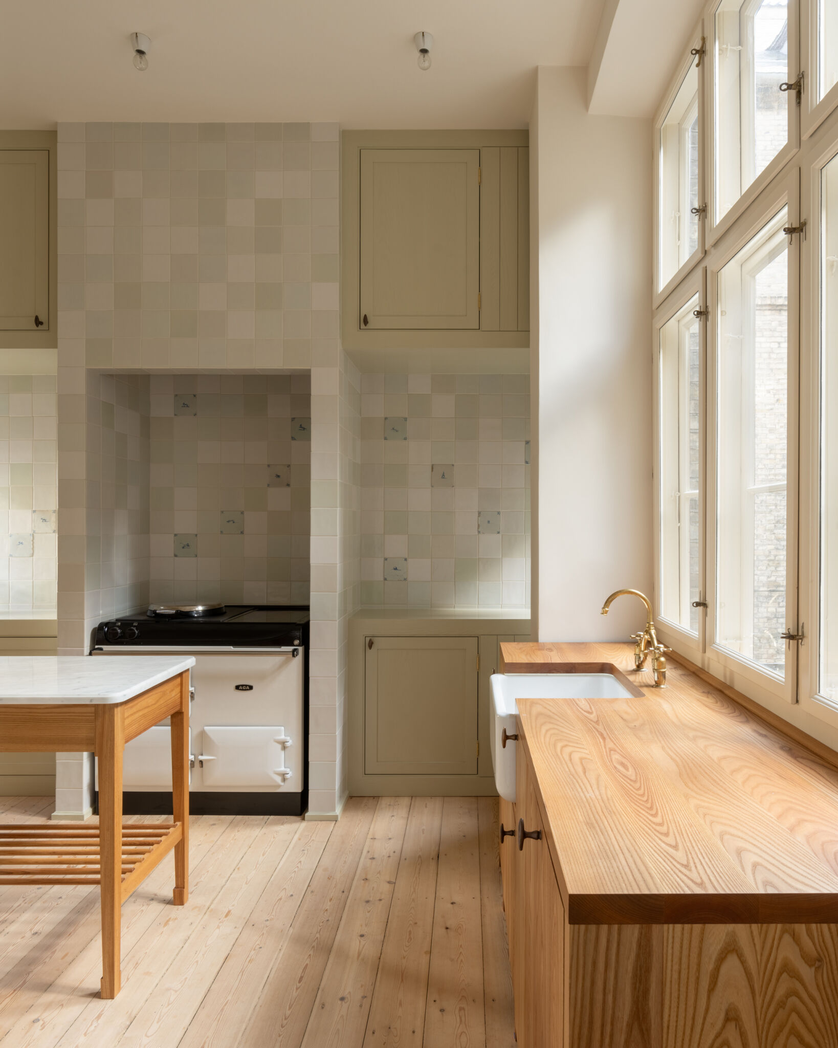 Copenhagen Kitchen Restoration and Design by Mentze Ottenstein: Kitchen ...