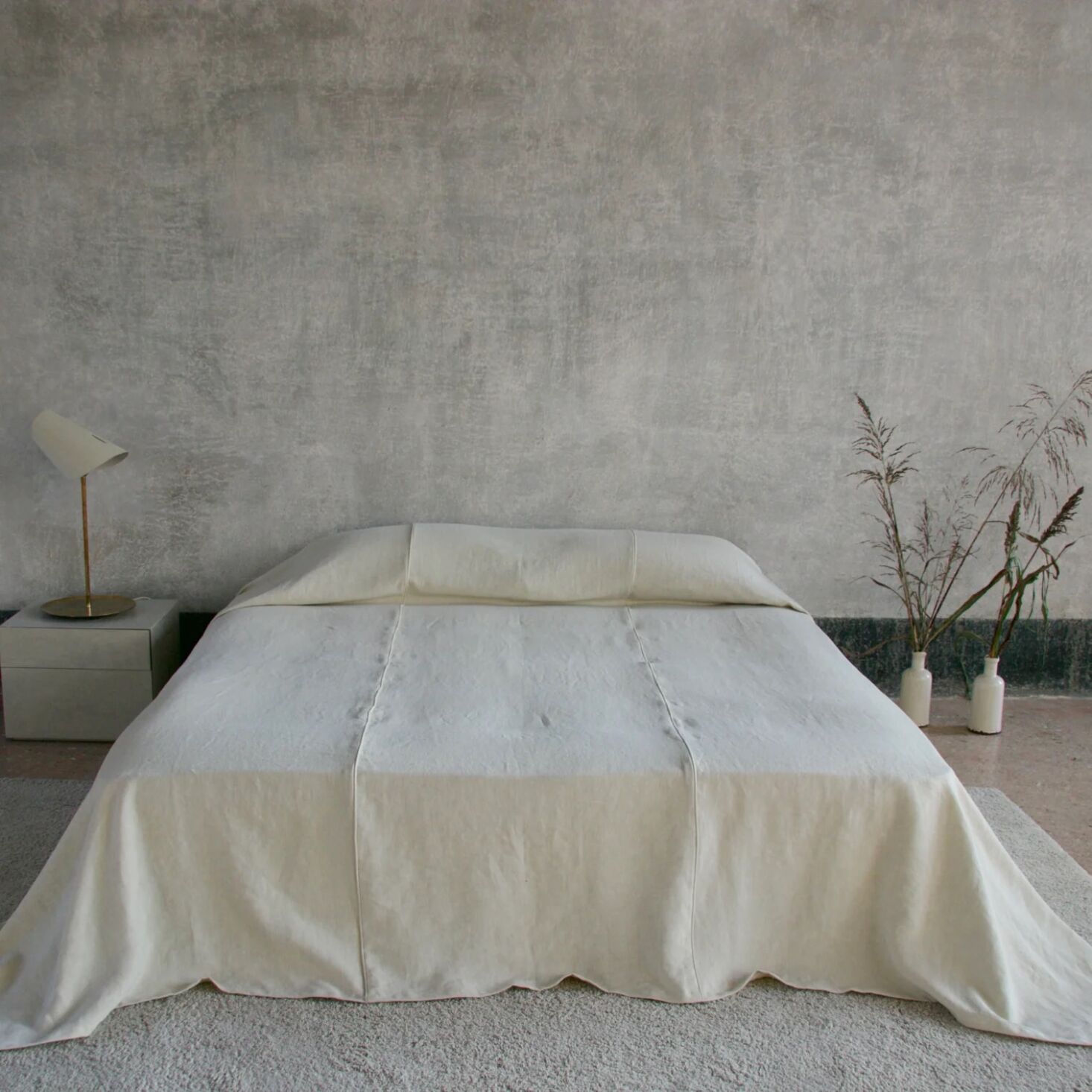 10 Easy Pieces: Simple Linen Bed Covers - Remodelista