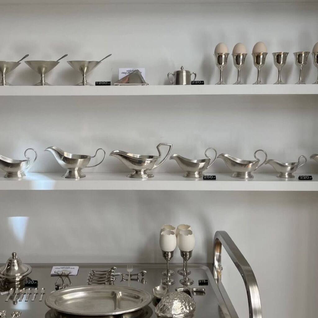 Trend Alert: Vintage Silver Redefined by 5 Antique Dealers and Brands